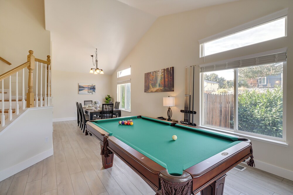 4 Mi To Downtown Reno: Spacious Family Retreat! - Reno, NV