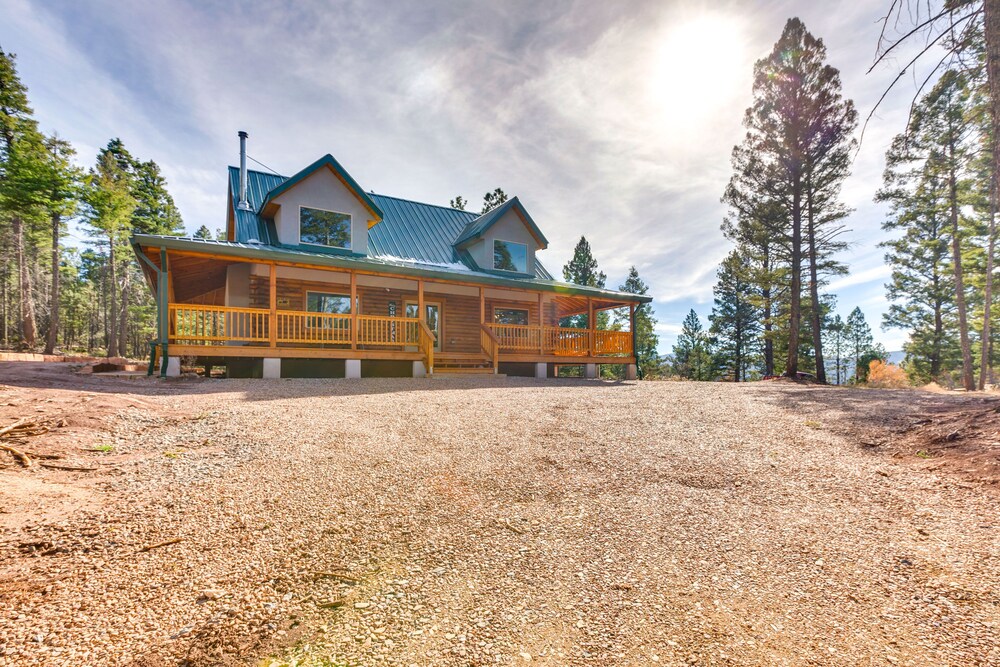 Private Ski-out Angel Fire Cabin: Wraparound Porch - Angel Fire, NM