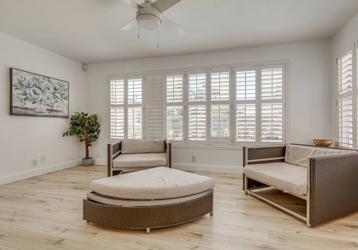 Prime Location W/pool - Palm Beach Gardens, FL