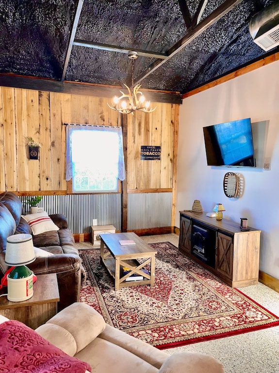 Countryside Inn, Located 9 Mi. From The Ark Encounter-fire Pit And Barn Games - Falmouth, KY