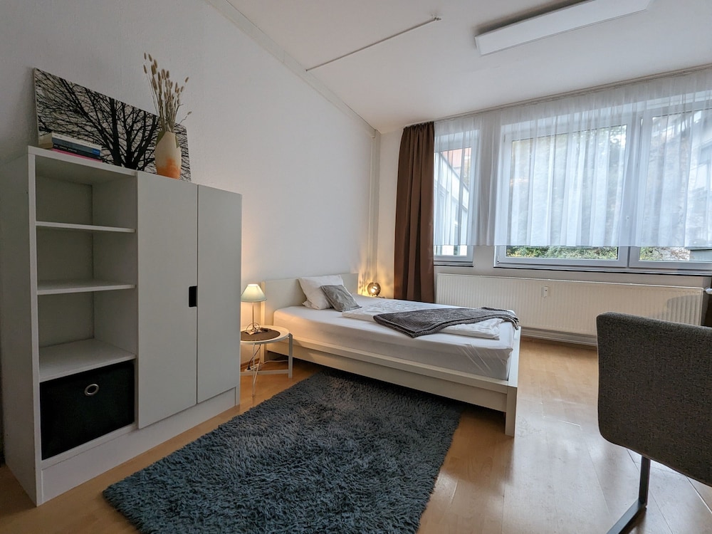 Kleines Studio Mit Küchenzeile Und Bad, Zentral, Barrierefrei - Pforzheim