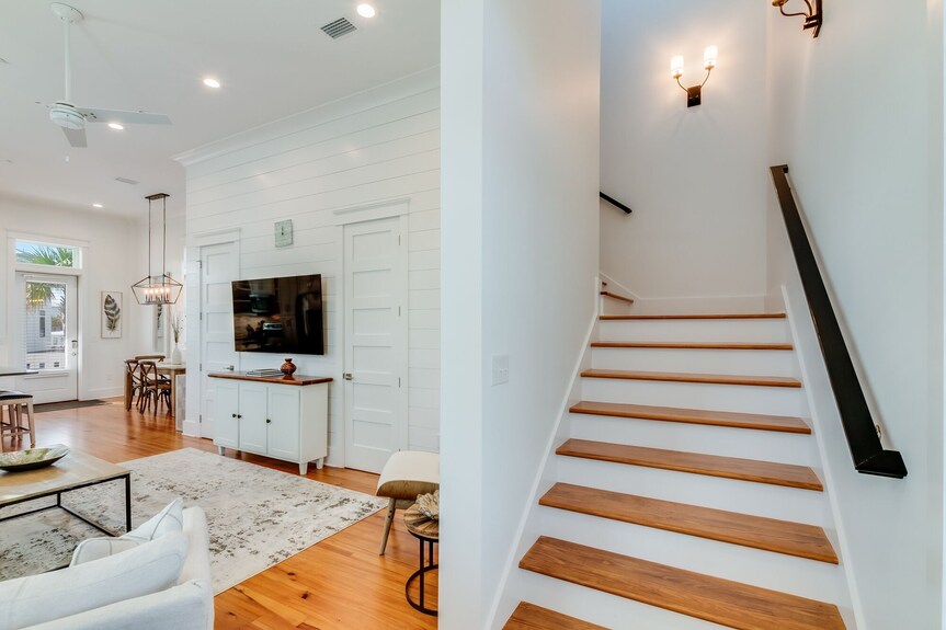 Bvr 56 - The Peninsula By Liquid Life - Alabama