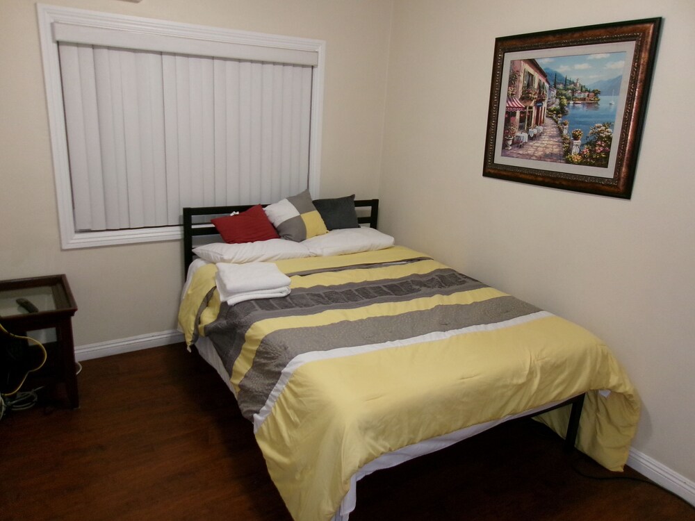 Hidden Gem - South Gate | Vrbo