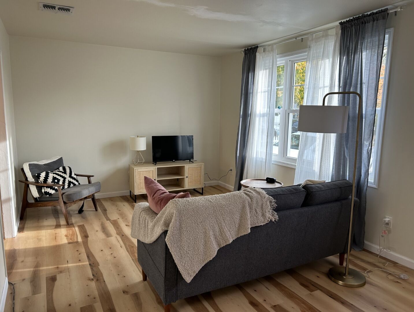 Newly Renovated Cottage Less Than Two Blocks From The Beach - Wildwood, NJ