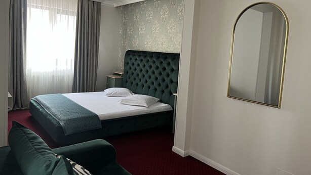Quarto Duplo Familiar | Minibar, secretária, cortinas/cortinados opacos, quartos insonorizados 