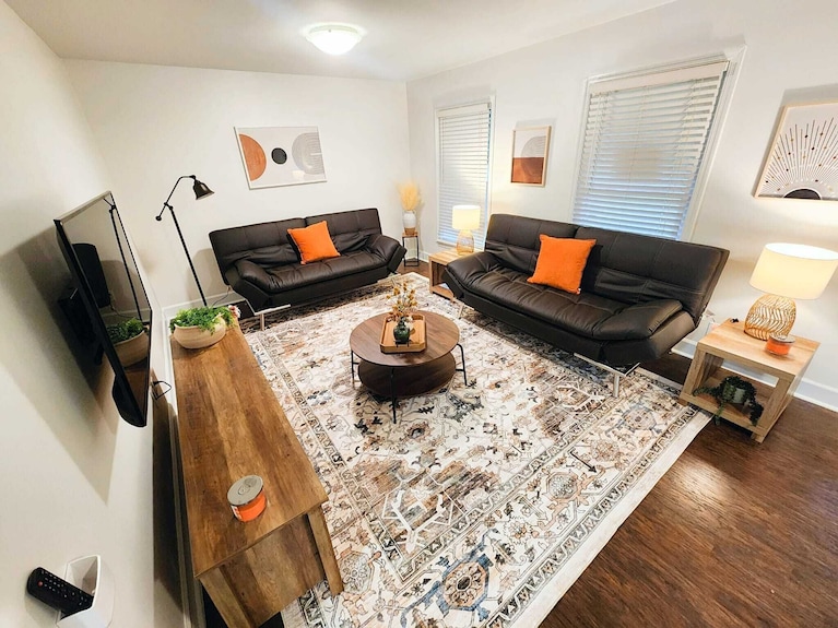 3br Home W/ Fast Internet & Work Space Near Atlanta Airport Magnolia Hill House - Union City, GA