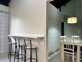 Apartamento Básico | Restaurantes