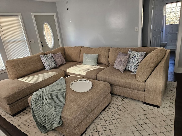 Peaceful, Cozy And Convenient - 모갠튼