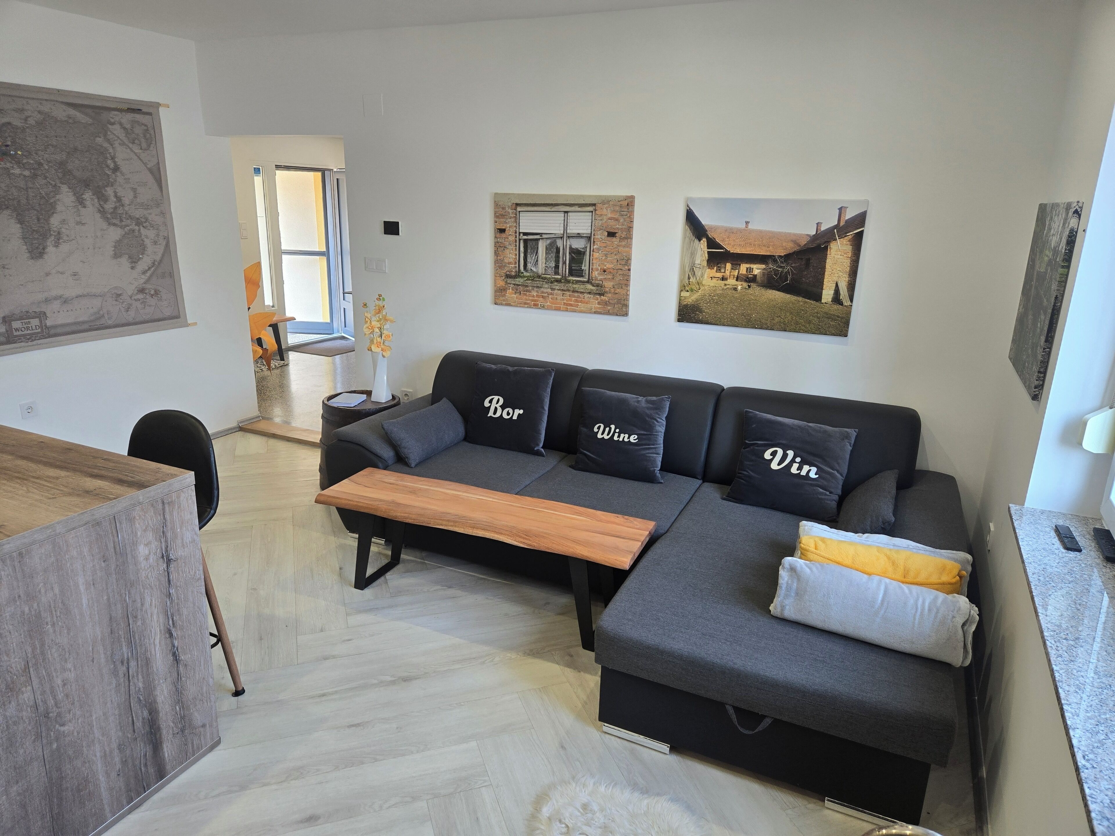 Homestead Remodeled: Modern Relaxing Retreat. Cycling, Thermal Spas, Vineyards - Lendava