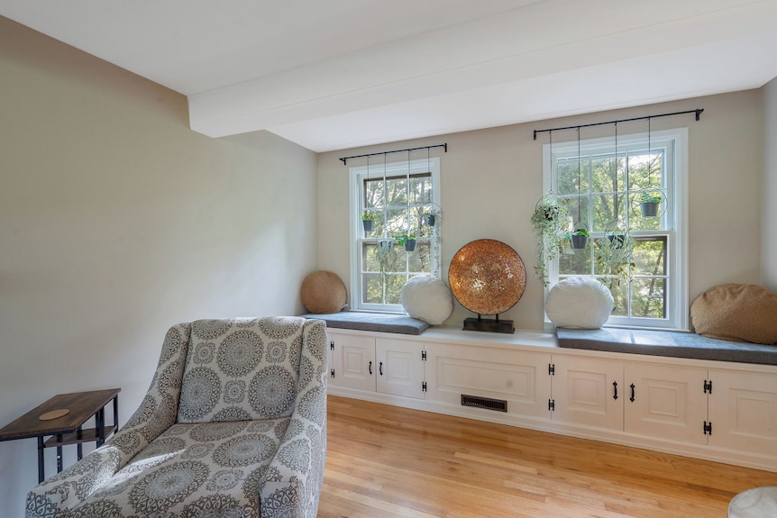Comfy And Cozy 4-bedroom Minutes To Su, Hospitals, And Downtown Syracuse - Syracuse, NY