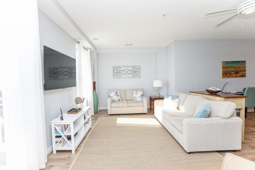 Sojourn Southern Dunes Sleeps 6 - False Cape State Park, Virginia Beach