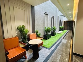 Área de estar no saguão