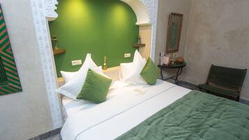 Quarto casal luxo, suíte (Chambre Anis) | Lençóis italianos Frette, roupas de cama premium, edredons de pluma