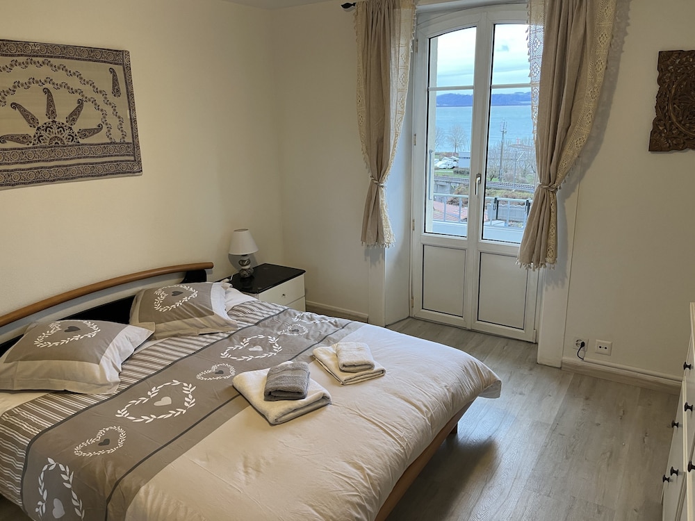 Appartement Maison Bleue Au Lac Idéalement Placé Et Proche De Tout - Neuchâtel