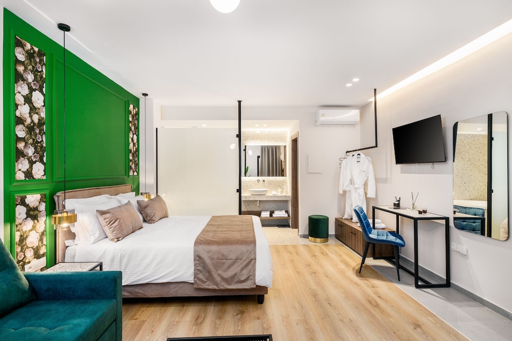 Princess Of Axos Luxury Suites - Crete