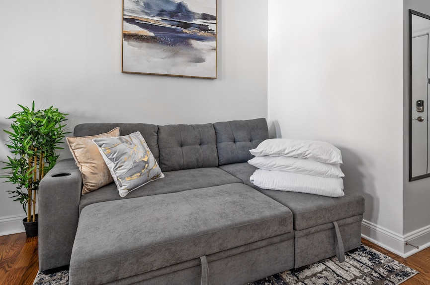 Open Space Lux Studio Near Ewr - 1 Min Walk To Prudential - New York Newark Liberty Airport (EWR)