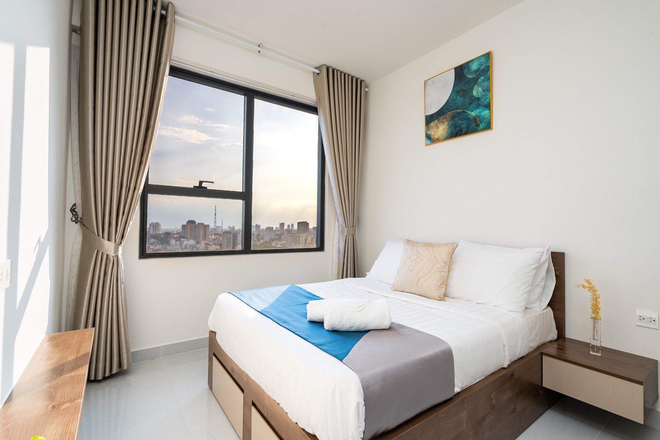 2 Bedroom Apartment with Balony | Roupa de alta qualidade, secretária 