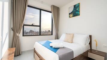 2 Bedroom Apartment with Balony | Roupa de alta qualidade, secretária