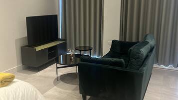 Apartamento, 1 cama queen-size | 1 quarto, Wi-fi grátis, roupa de cama fornecida