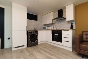 Apartamento Superior, casa de banho anexa (1 Bed Apartment Sleeps 4) | Cozinha partilhada