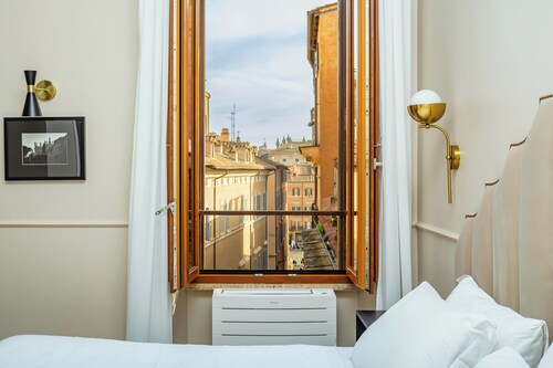Daplace - La Mongolfiera Rooms in Navona