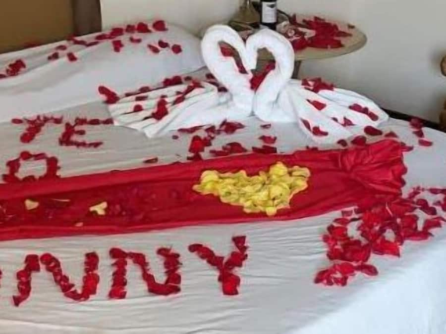 Cortinas/cortinados opacos, ferro/tábua de engomar, Wi-fi grátis