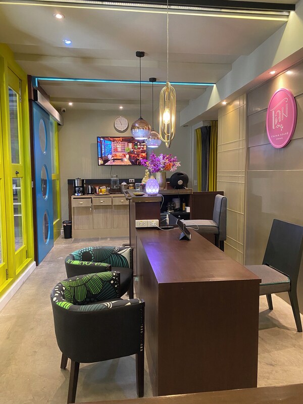 Chomm House - Bangkok