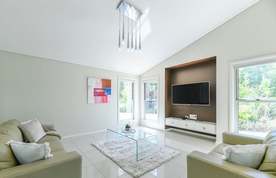 Southlakes Haven - Lake Views, Pets Allowed - ダッボー