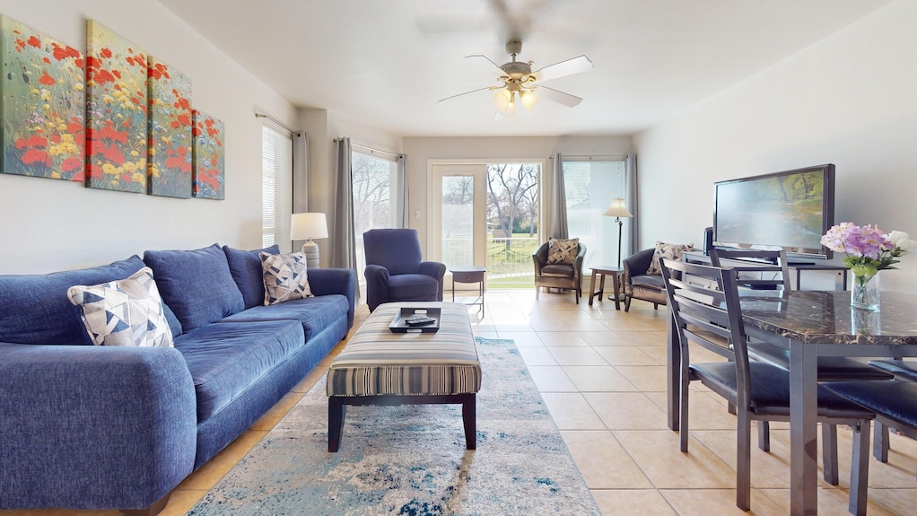 Beautiful Guadalupe River Hideaway! Ww E101 *Free Tubes With Rental* - 뉴 브라운펠스