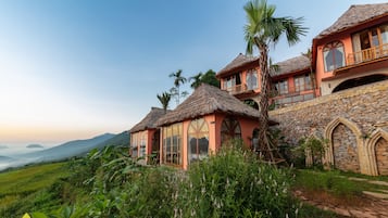 Bungalow Lua de Mel | Vista para o pátio