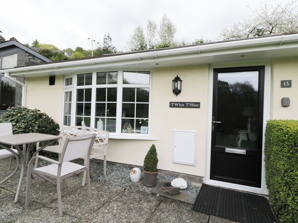 T'whit T'woo - Windermere