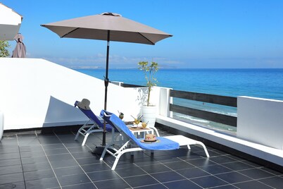 Playa Del Pacha Suites Hotel