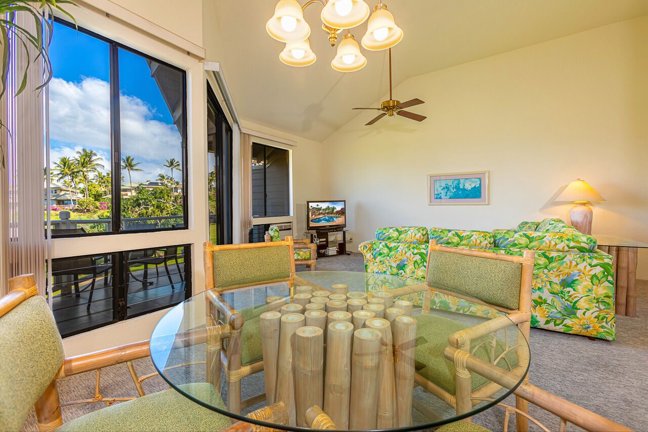 Breathtaking Ocean And Fairway Vistas From This Top-floor Condo! - Maui, HI