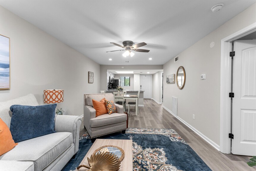 Beautiful 2 Bedroom 2 Bathroom Condo With Balcony Overlooking Creek. The Sleeping Arrangements For This Property Are 2 Queen Beds. - Augusta, GA