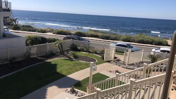 Área para churrascos e piqueniques