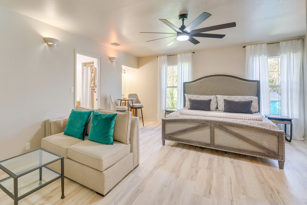 Spring Hill Home On Canal: Boat Dock & Pool Table! - Spring Hill