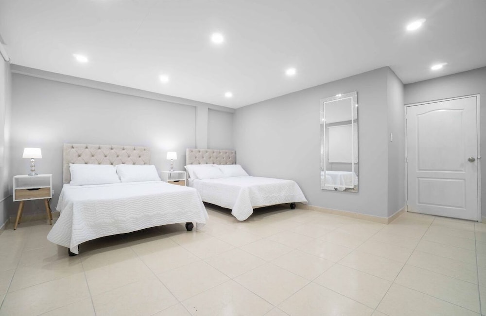 Apartamento, Con Excelente Ubicación, Si Tu Plan Es Conocer Cali - Cali