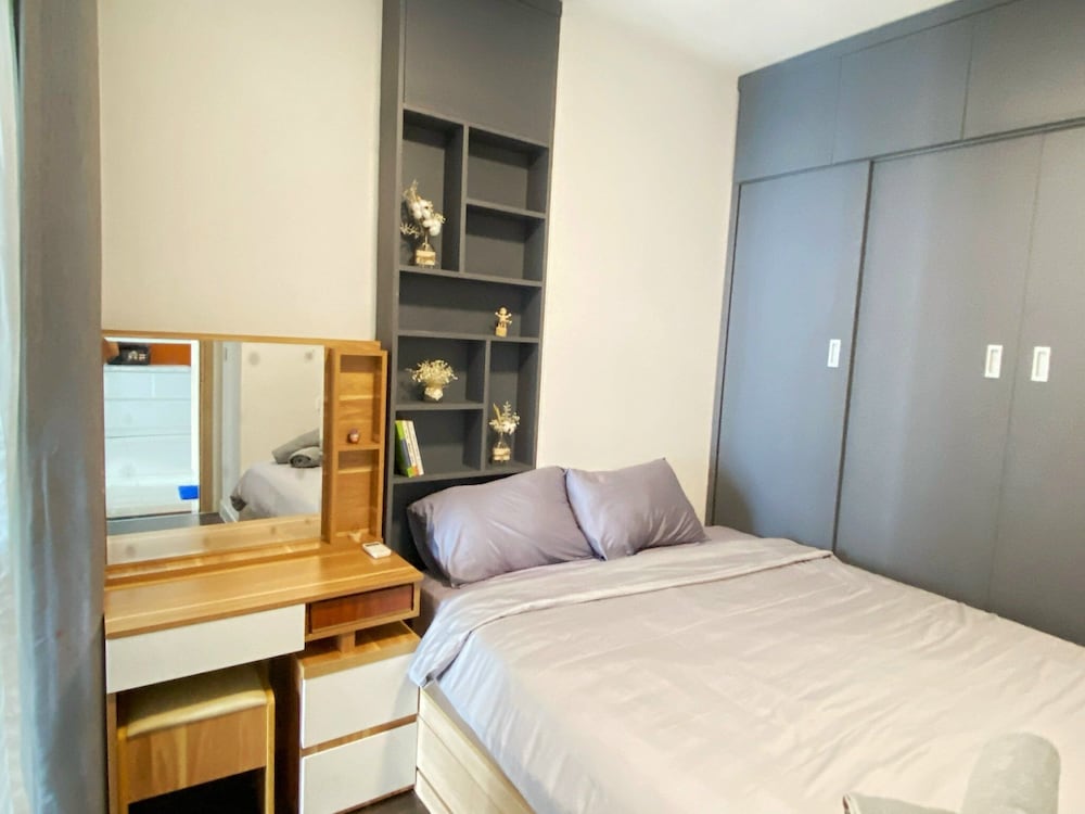 Botanica Premier Tan Son Nhat 2br & Sofar Bed - Tan Son Nhat Airport (SGN)