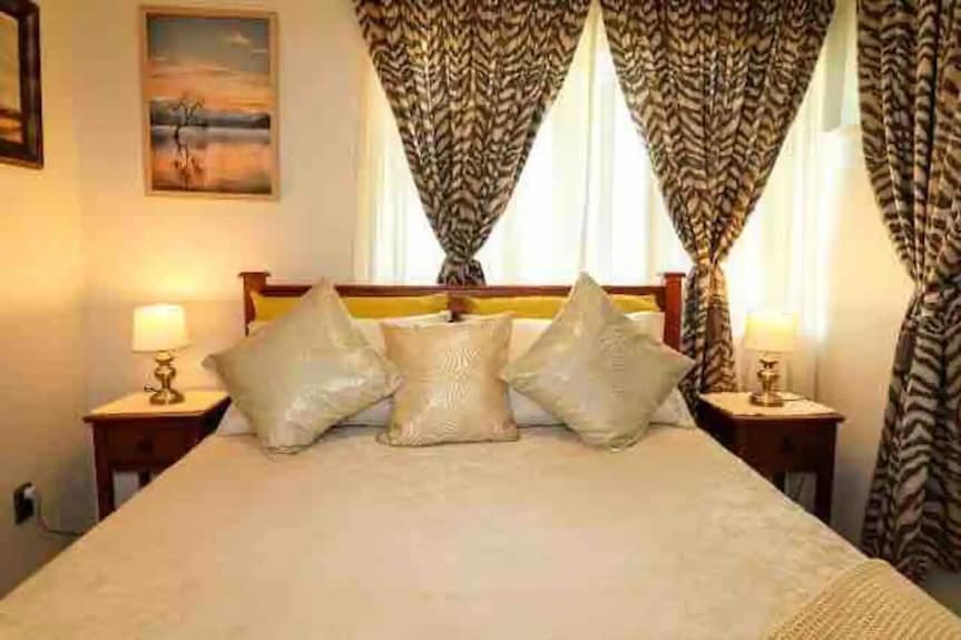 Barnes Street Bnb - Enjoy Your Stay In Lovely Private Unit.\n - Timaru