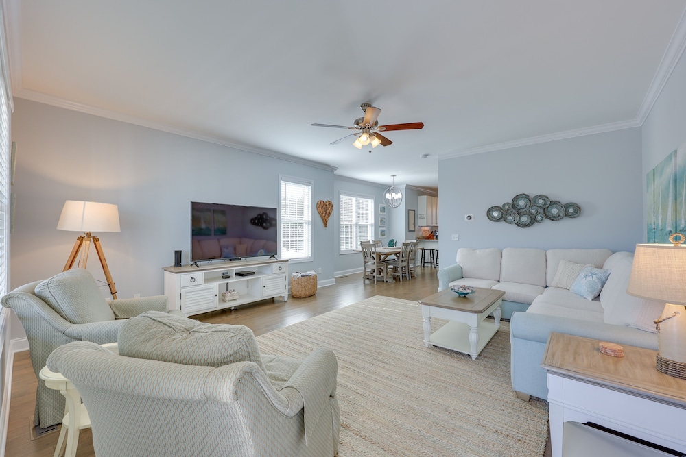 Townhome W/ 2 Decks: Walk To Ocean! - Kure Beach, NC