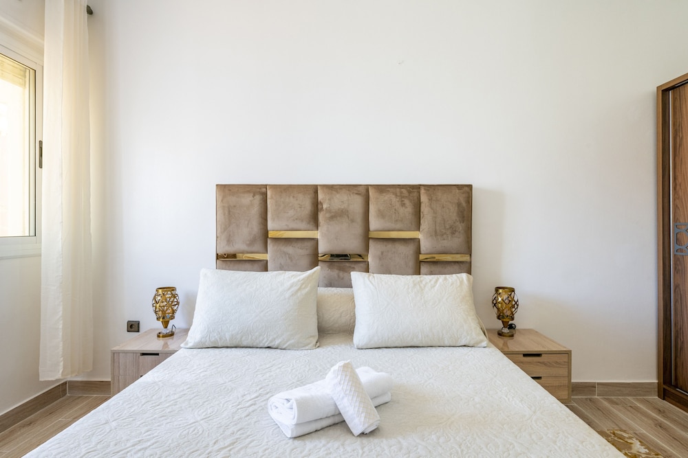 Appartement Ensoleillé Au Coeur de Tanger - Branes | Vrbo