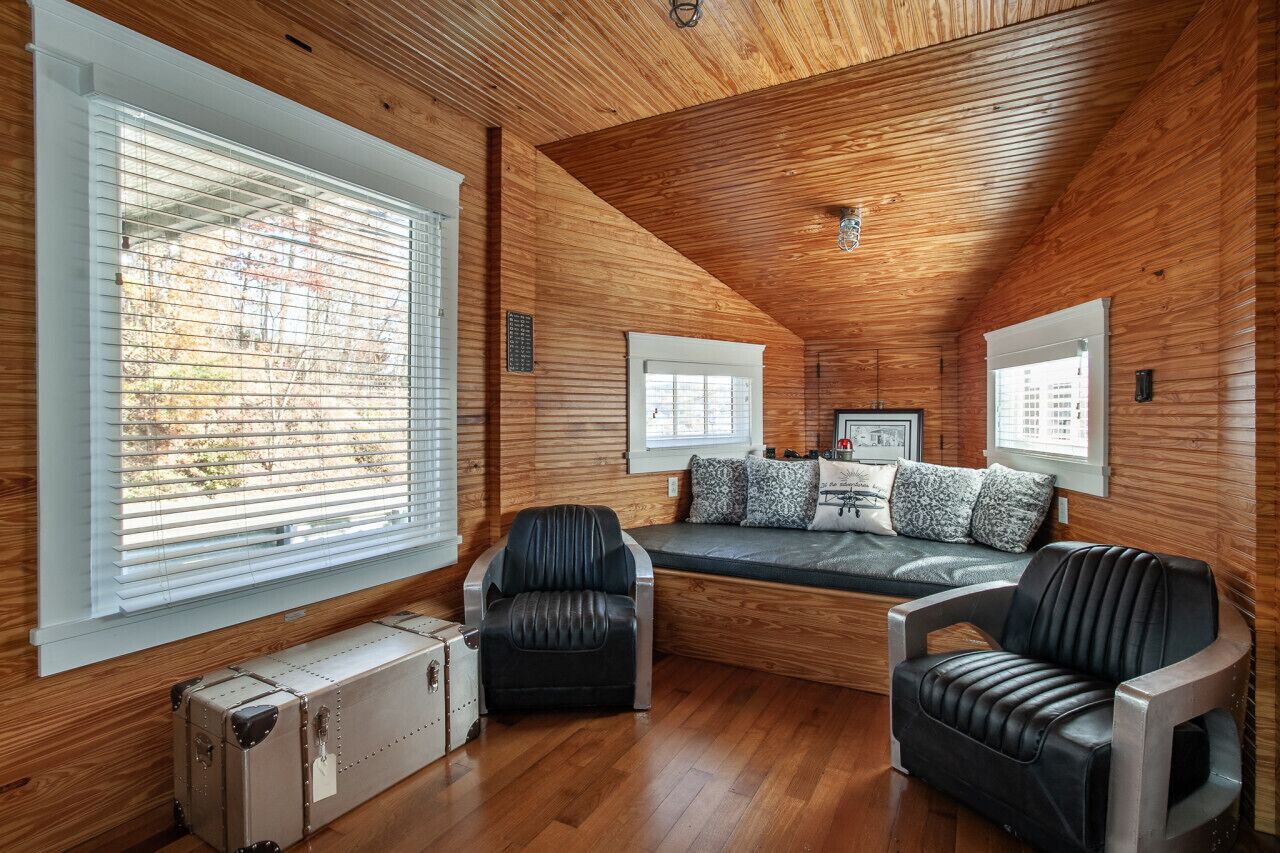 Airplane Filling Station -Unique Stay In Knoxville - Knoxville, TN