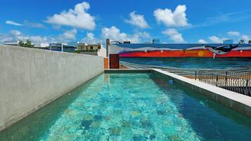 Piscina externa