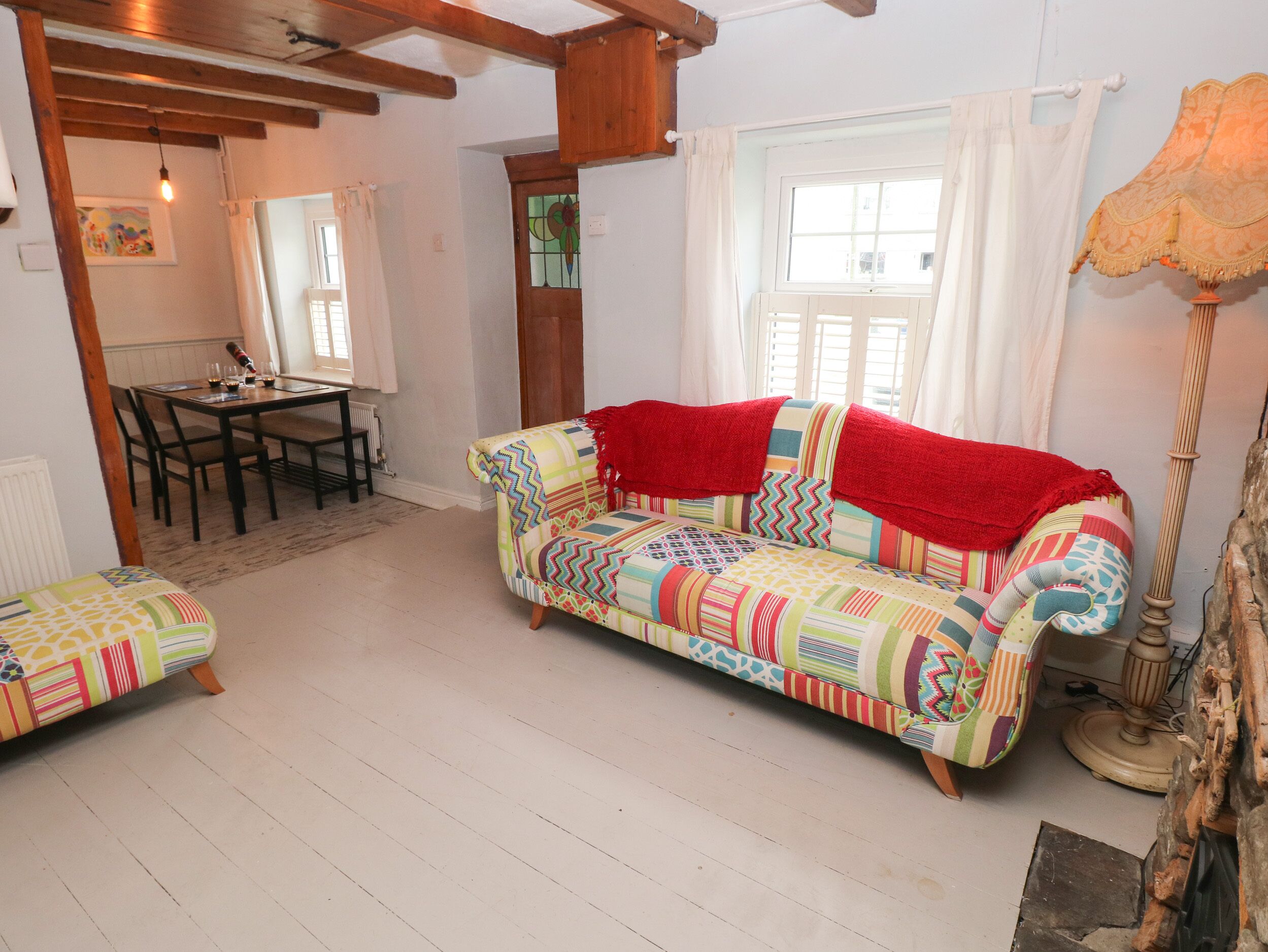 Cobwebs Corner, Pet Friendly, Character Holiday Cottage In Porthcawl - Porthcawl