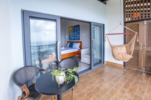 Quarto panorâmico | 1 quarto, ferros/tábuas de passar roupa, Wi-Fi de cortesia