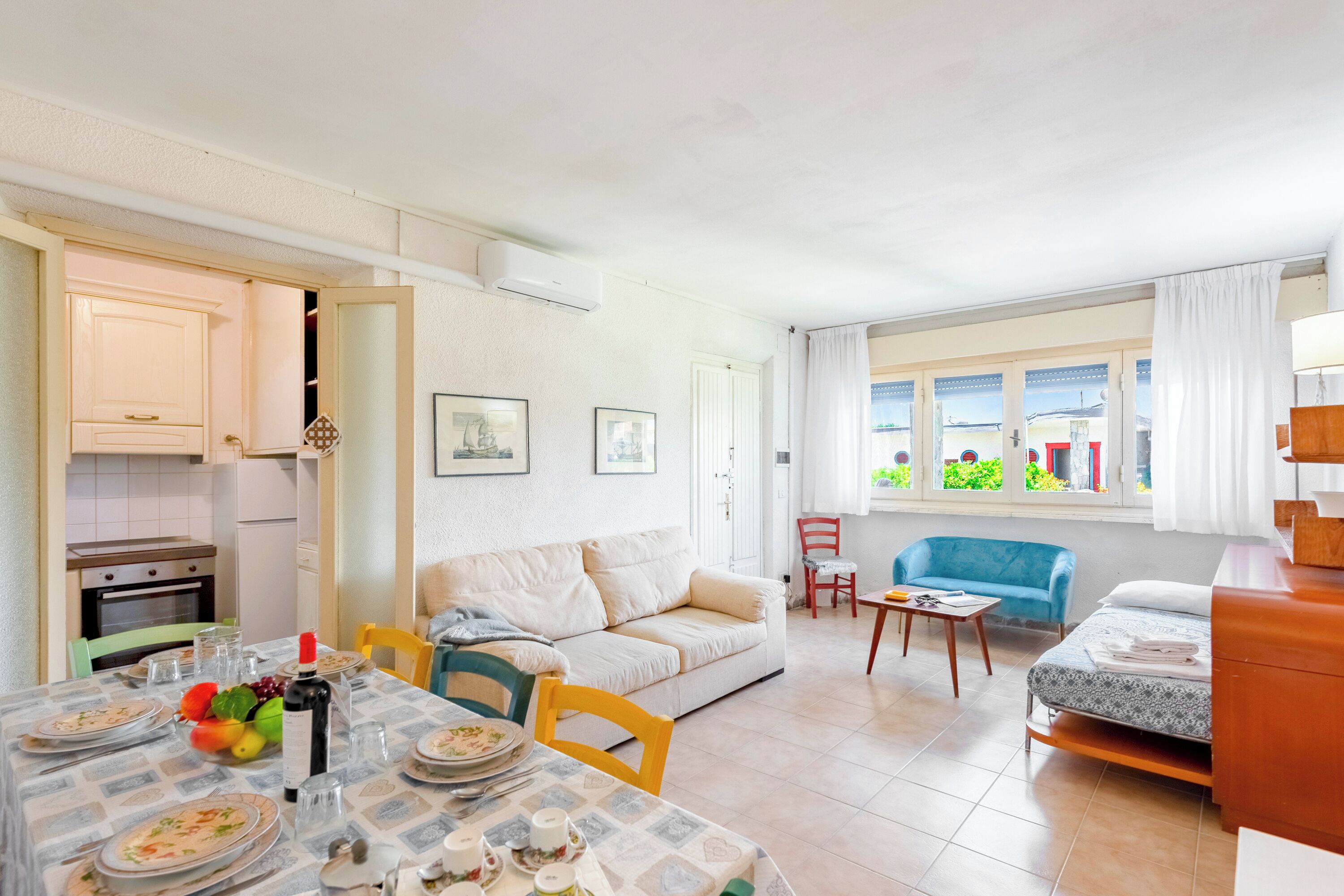 Apartamento Familiar, 2 quartos, em frente ao mar (La Casina Del Pescatore On the Beach) | Sala de estar | Televisor 