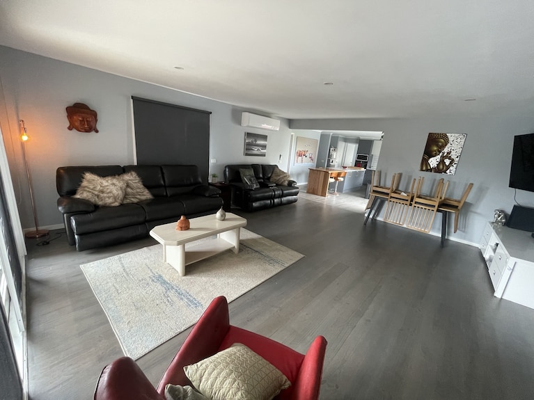 Family & Pet Friendly Home - Heated Pool, Gym, Sauna 2km To The Beach - 오션 그로브