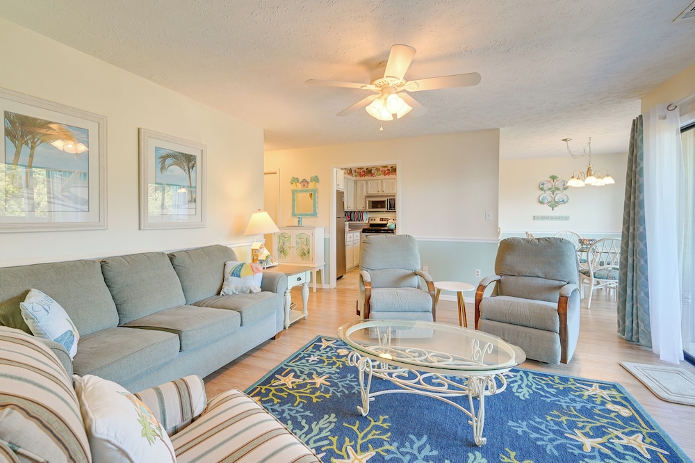 Walk To Beach: Gem W/ Balcony In Sea Grove Resort - Murrells Inlet, SC