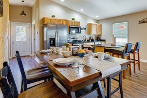 Casa (2 Bedrooms) | Interior