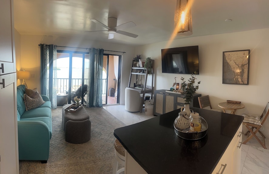 Waterfront Condo On Lemon Bay, Steps From Beach - Pool, Boat Dock - Englewood Beach, Englewood